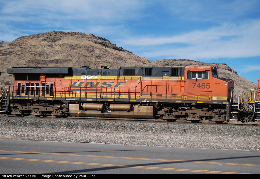 BNSF 7465